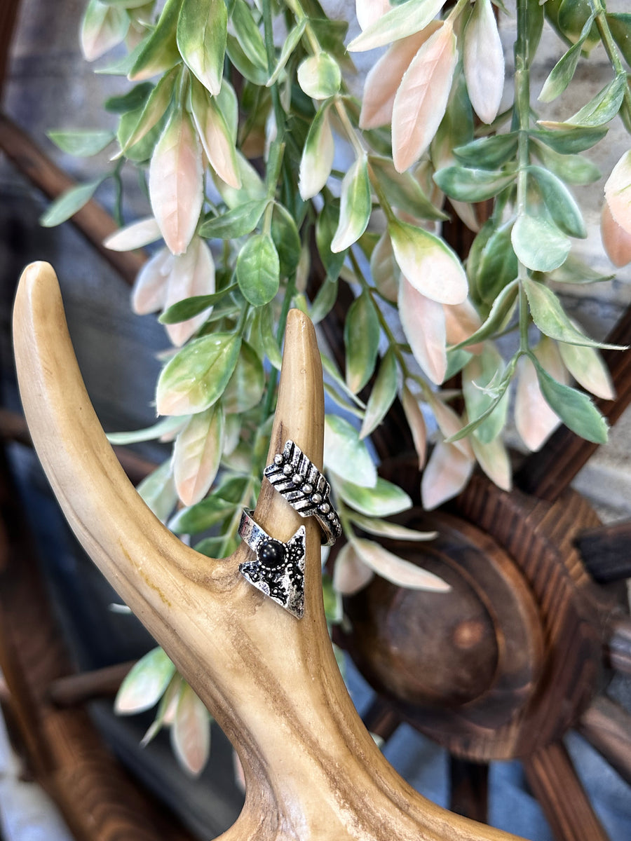 Arrow Ring – Oak Spring Bling